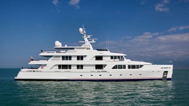 Kadimo's yacht (Codecasa, 49.9m, 2015)